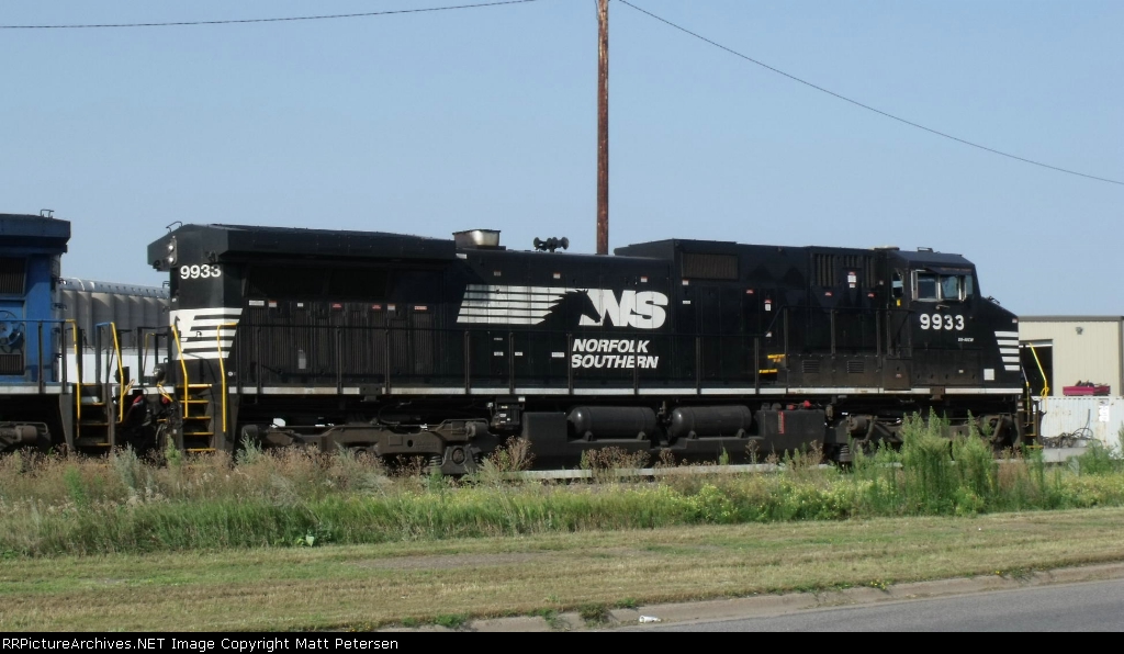 NS 9933